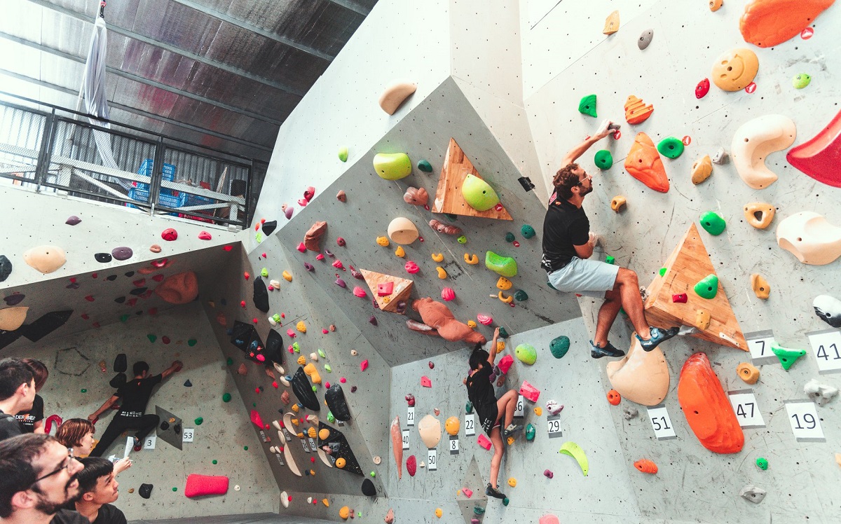 Review 6+ địa Chỉ Leo Núi Trong Nhà TP.HCM đáng để Chinh Phục