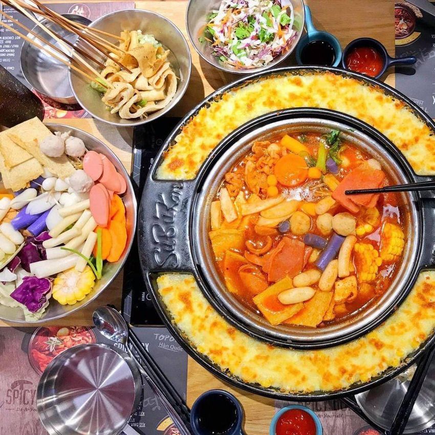 Tasco Mall Có Gì ăn? 10+ Nhà Hàng Không Thể Bỏ Qua